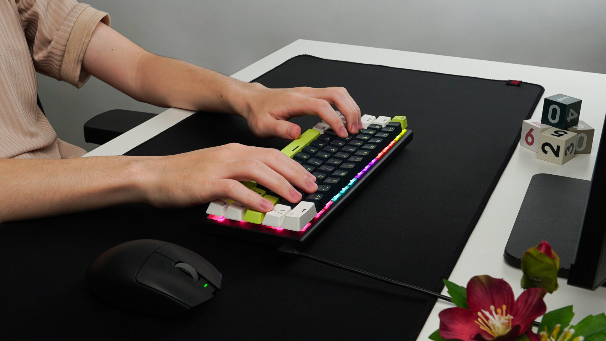 Fantech Teclado Mecánico ATOM63 Mori Edition Blue White Switch TARO ...